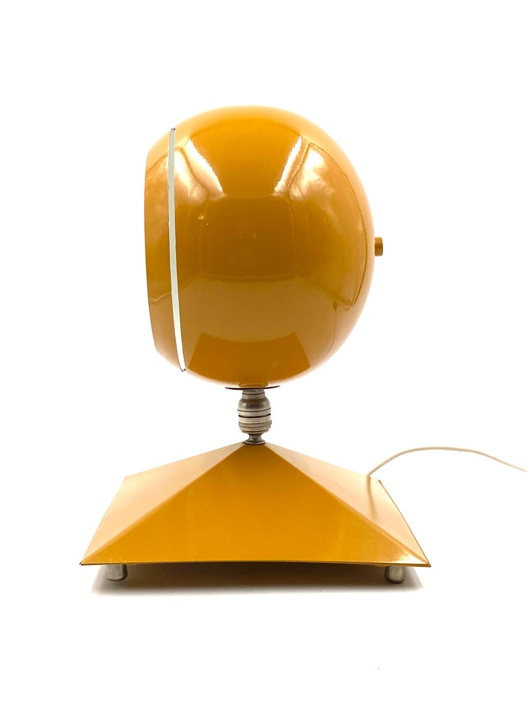 Space Age Eyeball Yellow Table Lamp, Italy, 1970s For Sale at 1stDibs