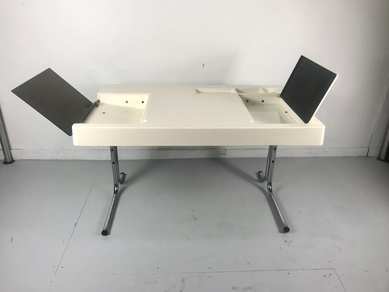 Space Age, Futuristic Plastic Desk, Italian Design, 1970s at 1stDibs
