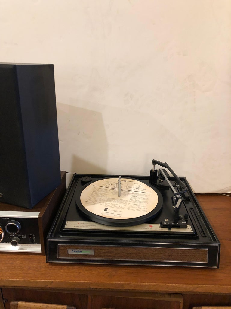 Space Age Stereo System by Electrophonic 8 Track Stereo Turntable and ...