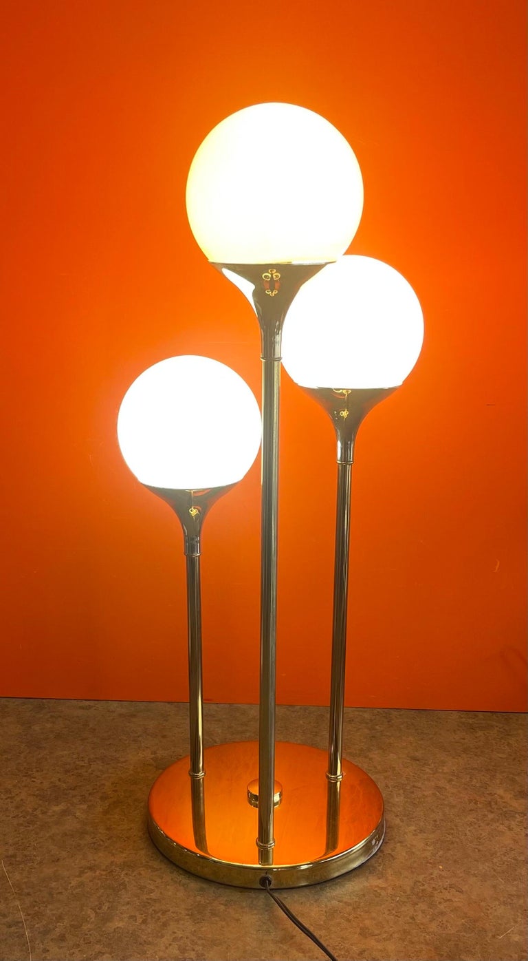 Space Age Triple Globe Table Lamp in Brass For Sale at 1stDibs