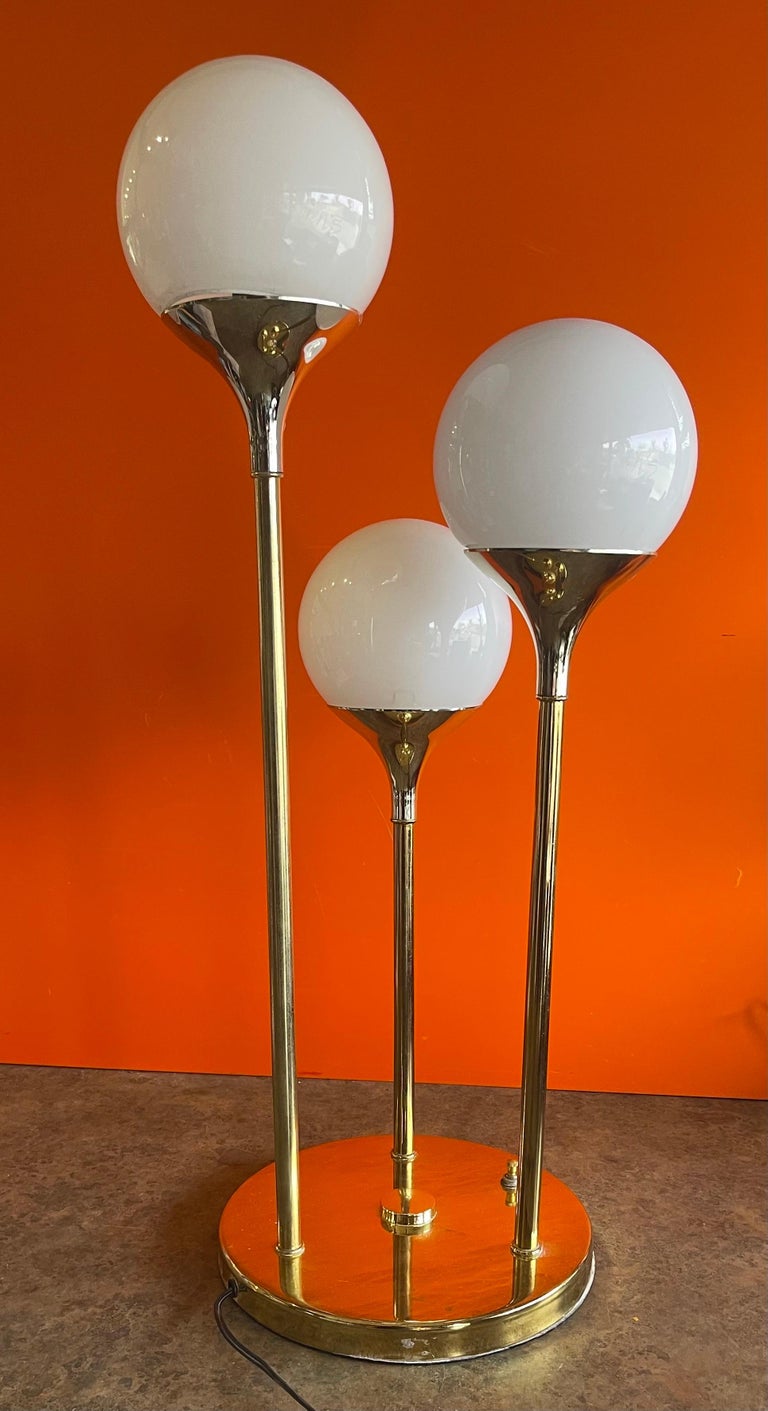 Space Age Triple Globe Table Lamp in Brass For Sale at 1stDibs