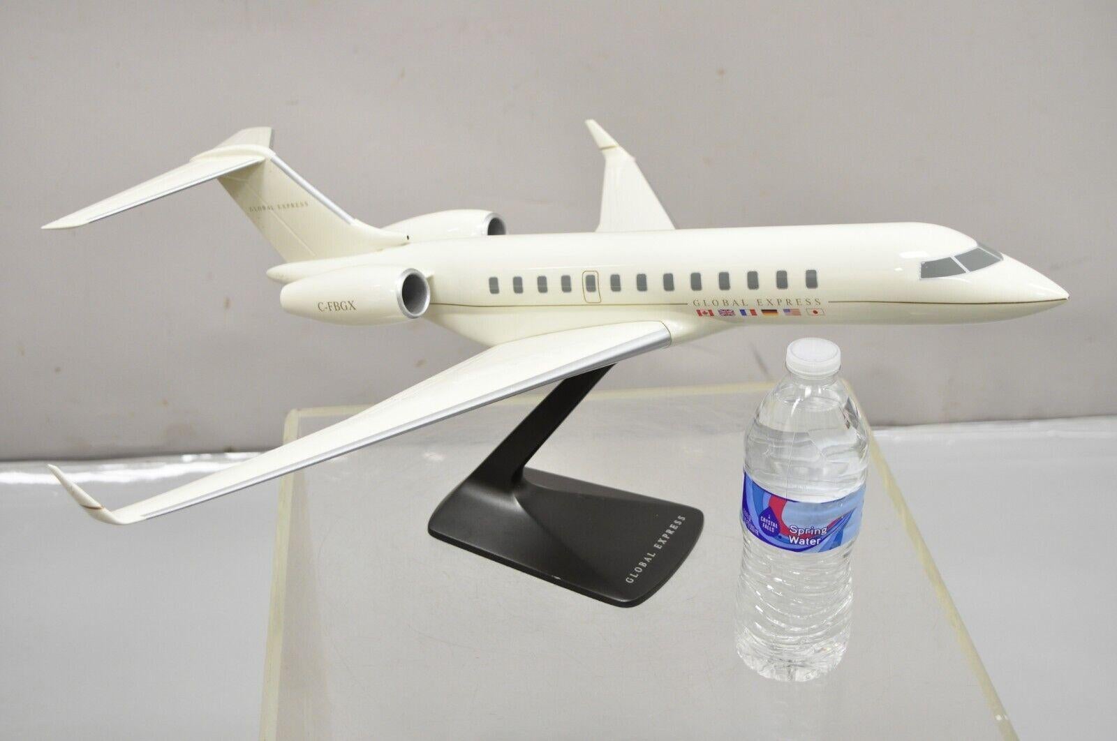 Space Model London England Global Express C-FBGX Bombardier Airplane ...