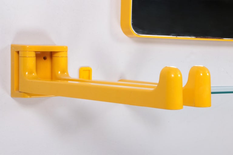 Spage Age Bathroom Set Design by Makio Hasuike for Gedy, 1970 For Sale ...