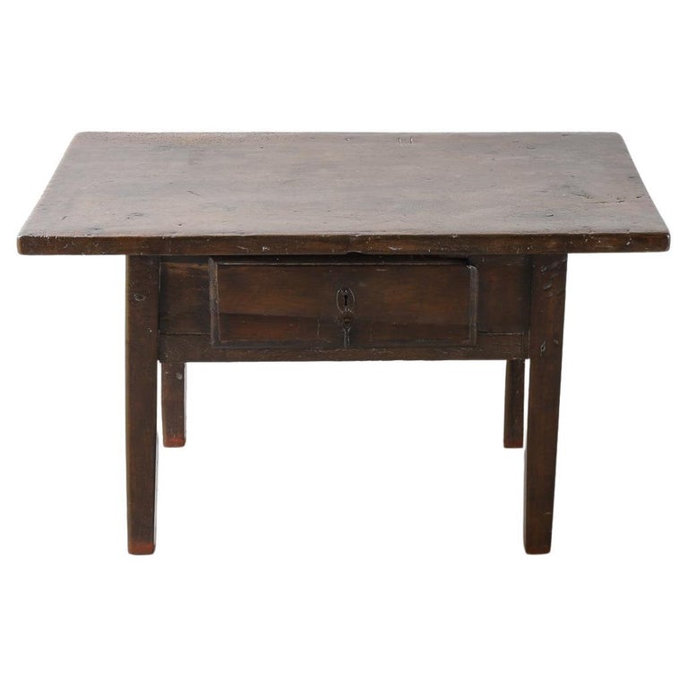 Spanish 18th Century Dark Walnut Single Drawer Table For Sale at 1stDibs