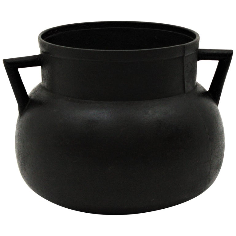 Spanish Cast Iron Cauldron Pot or Vessel For Sale at 1stDibs | cauldron ...