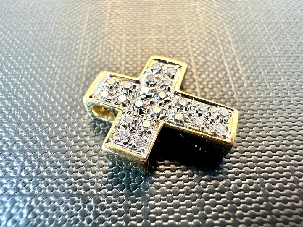 Spanish Diamond Cross 18 Karat Yellow Gold For Sale at 1stDibs