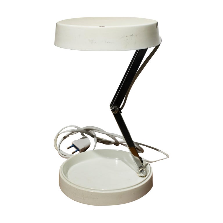 Spanish Off-White Short Model Table Lamp By Enrique Aparicio For G.E.I ...