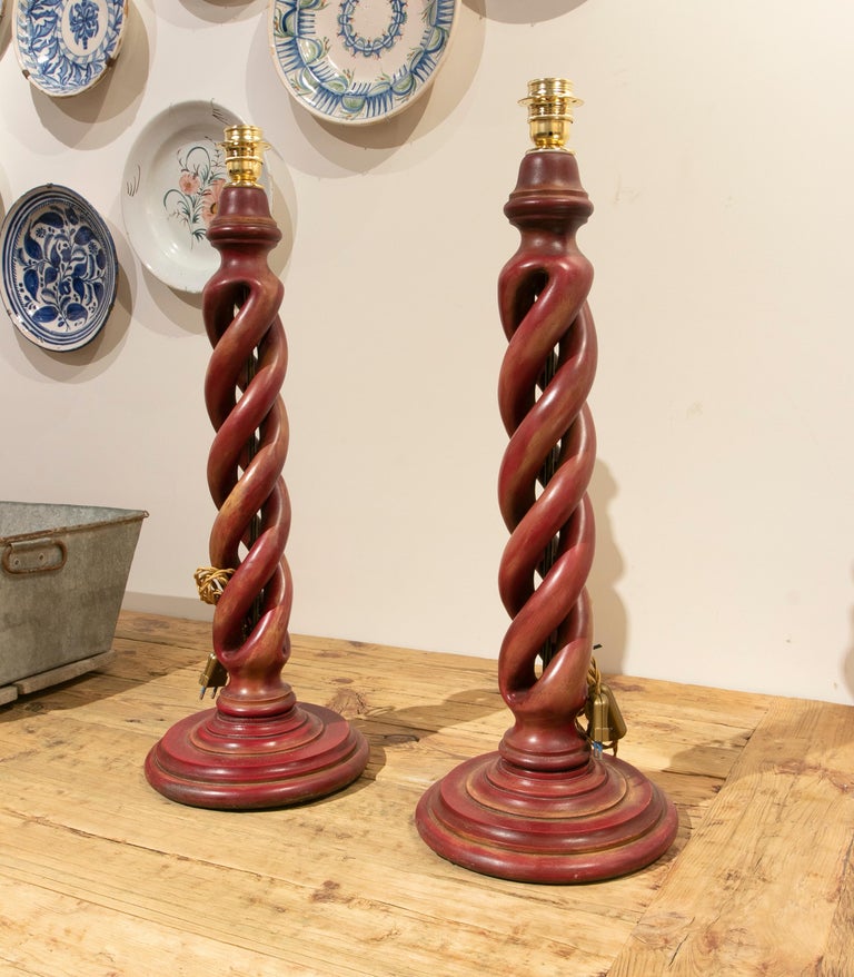 Spanish Pair of Hand Carved Wooden Lamps in Red Colour For Sale at 1stDibs