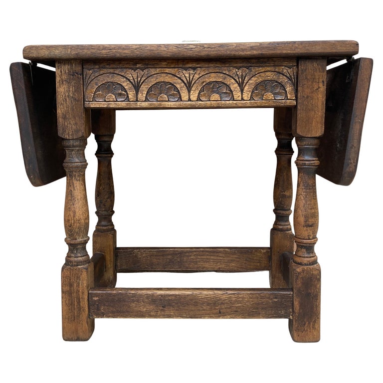 Spanish Wing Table In Walnut, 1930s For Sale at 1stDibs