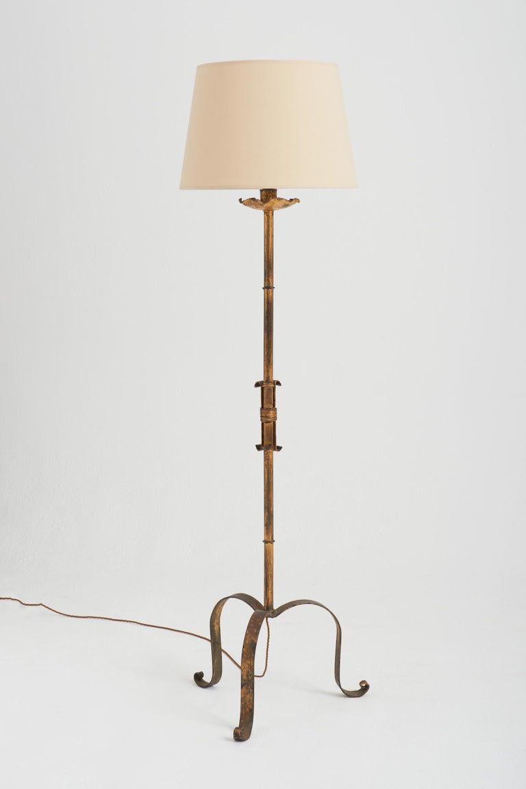 Spanish Mid-Century Gilt Iron Floor Lamp For Sale at 1stDibs
