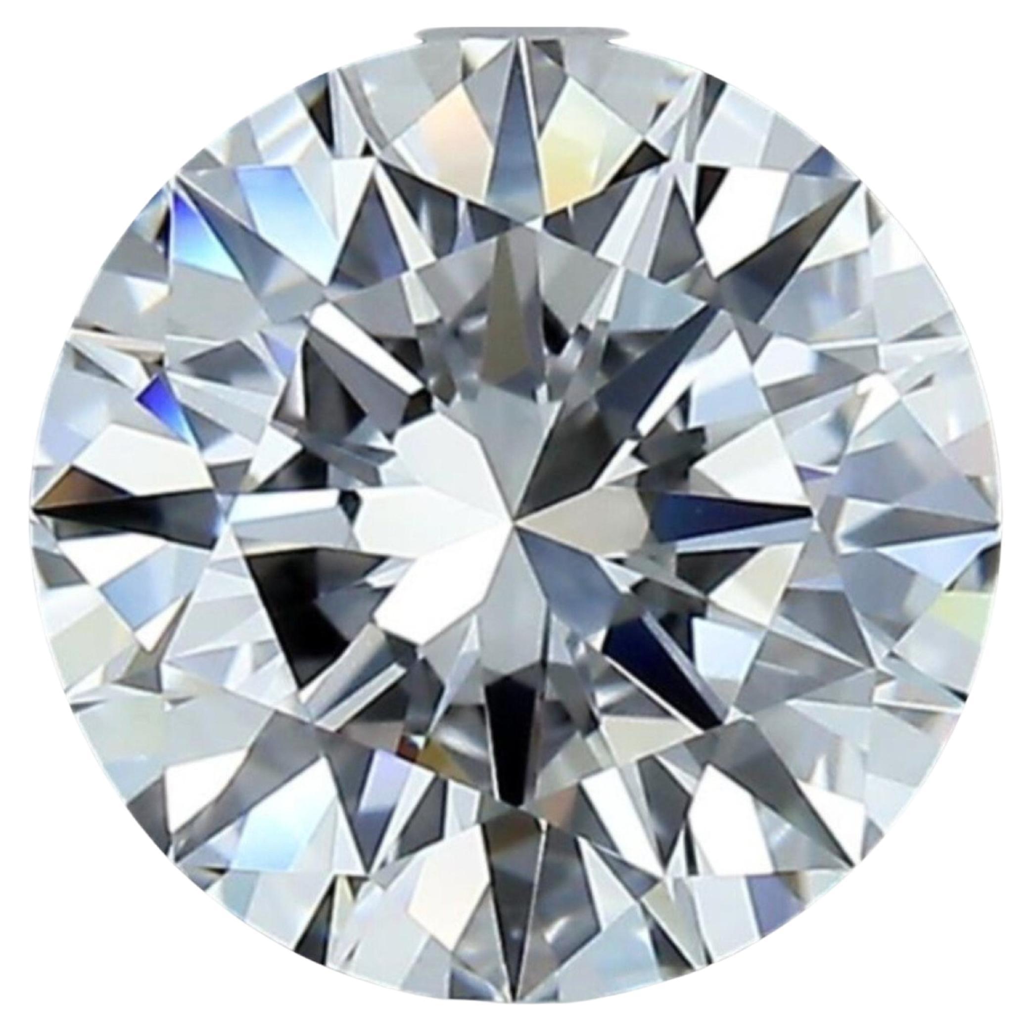 Sparkling 1 Carat Heart Brilliant Cut Diamond For Sale at 1stDibs