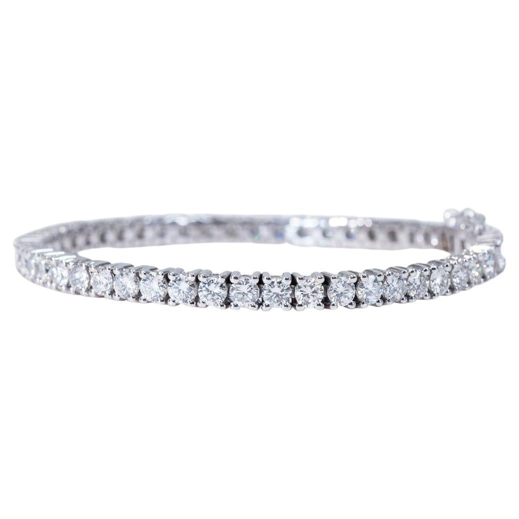 Stunning 18K White Gold Tennis Bracelet with 2.70 Ct Natural Diamonds, IGI Cert For Sale at 1stDibs