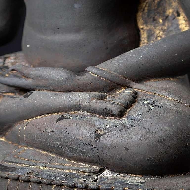 Special Antique Bronzen Chiang Saen Buddha from Thailand For Sale at ...