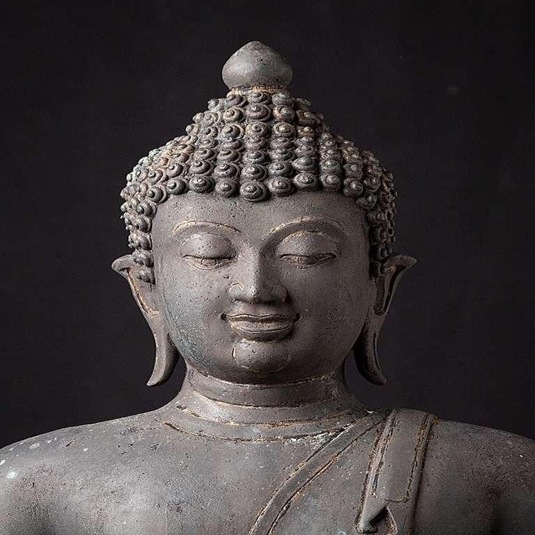 Special Antique Bronzen Chiang Saen Buddha from Thailand For Sale at ...