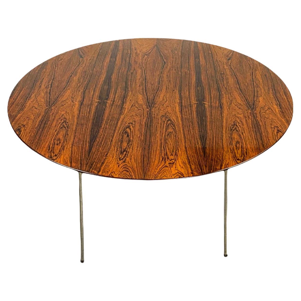 Arne Jacobsen Rosewood Table and chairs at 1stDibs