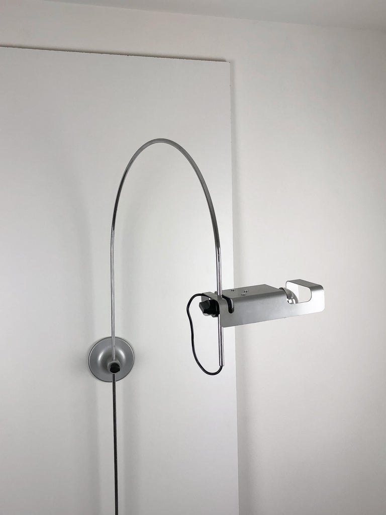 Spider Wall Lamp by Joe Colombo for Oluce, 1967 For Sale at 1stDibs