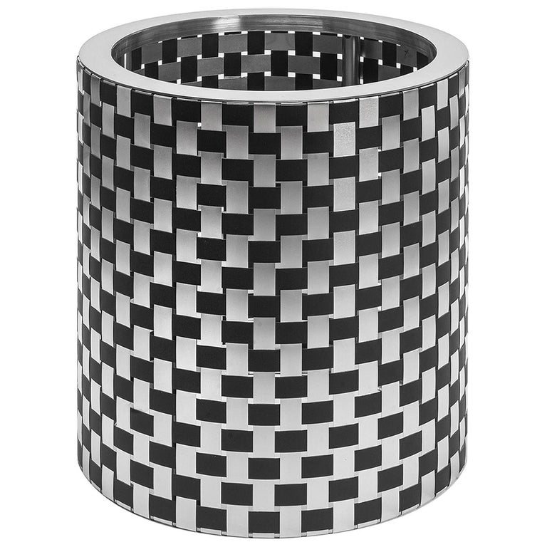 Splot4flowers Optical Black Cachepot For Sale at 1stDibs