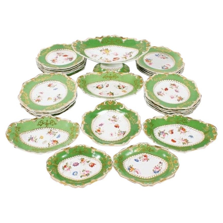 Spode Felspar Porcelain Dessert Service, 19th Century For Sale at 1stDibs