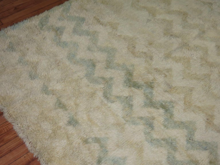 Square Persian Shag Rug in Ivory Pale Blue For Sale at 1stDibs