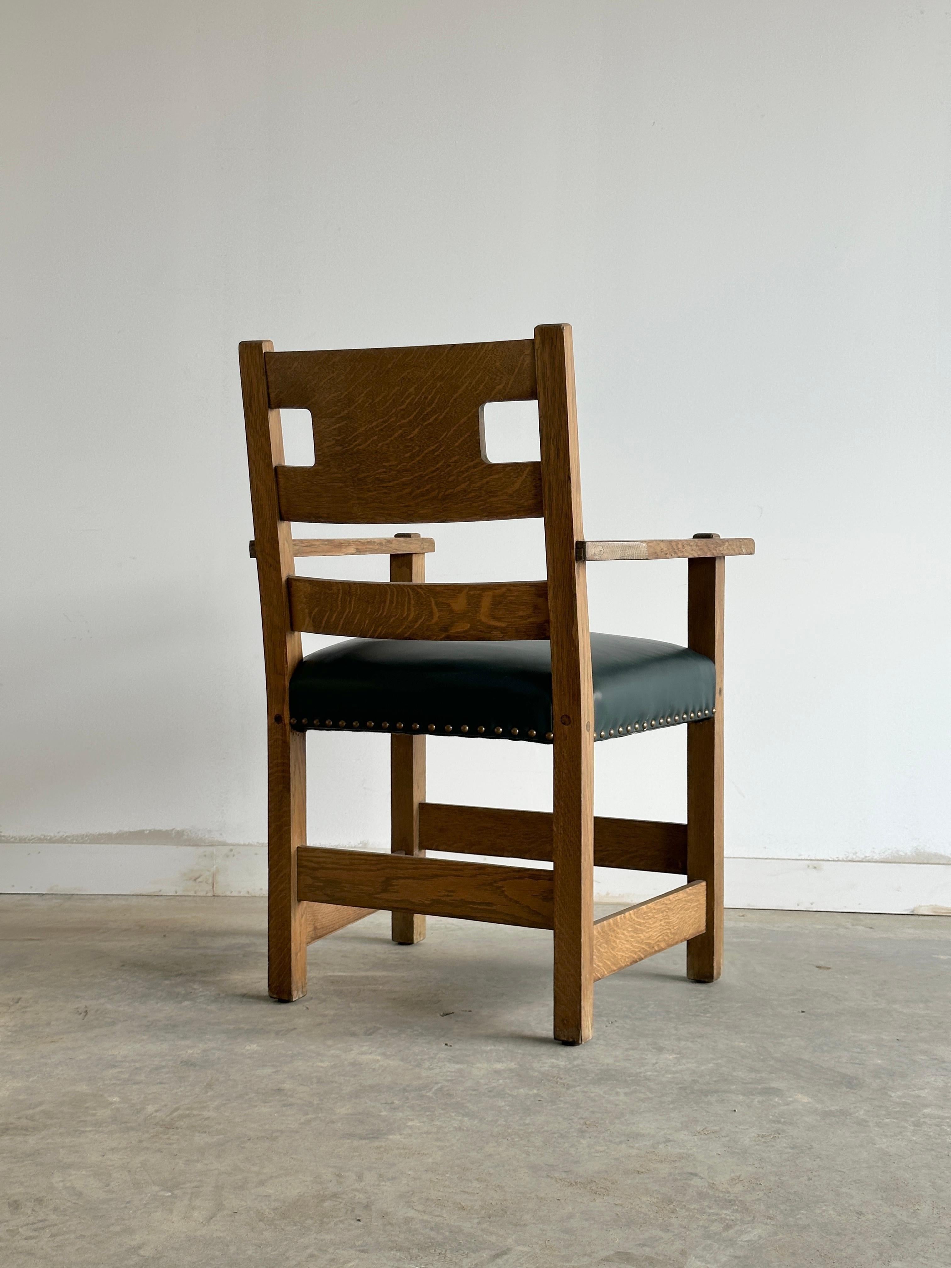 Stamped early 20th century Charles Limbert quartered oak mission ...