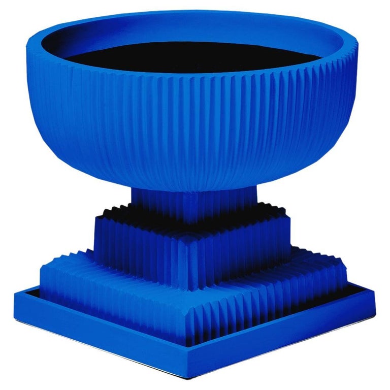 Standard Modern Urn Planter (Blue) For Sale at 1stDibs