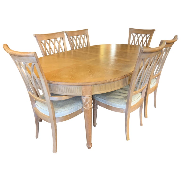 Stanley Furniture Continental Round Table and 6 Chairs and Two Leaves ...