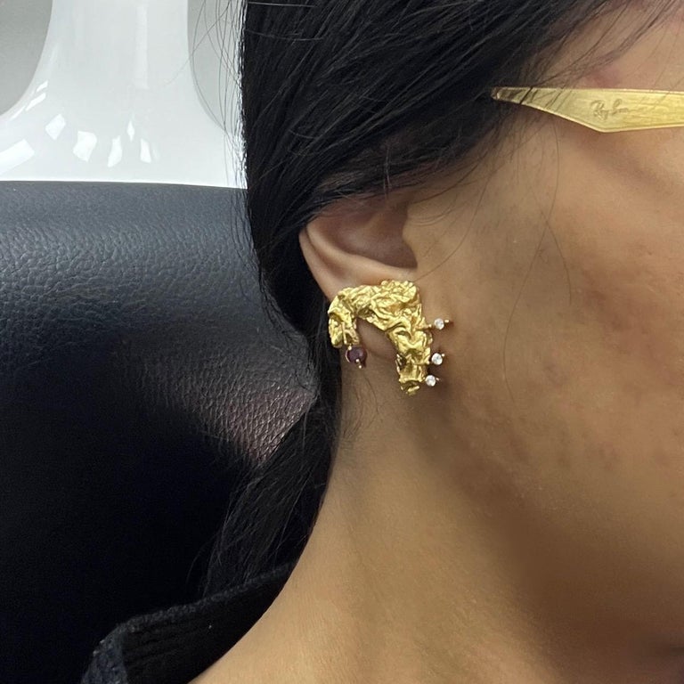 Stanley Lechtzin Gold Ruby Diamond Ear Clips For Sale at 1stDibs