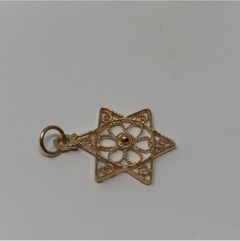 Star of David 18 Karat Gold Filigree Feminine Jewish Star of David ...