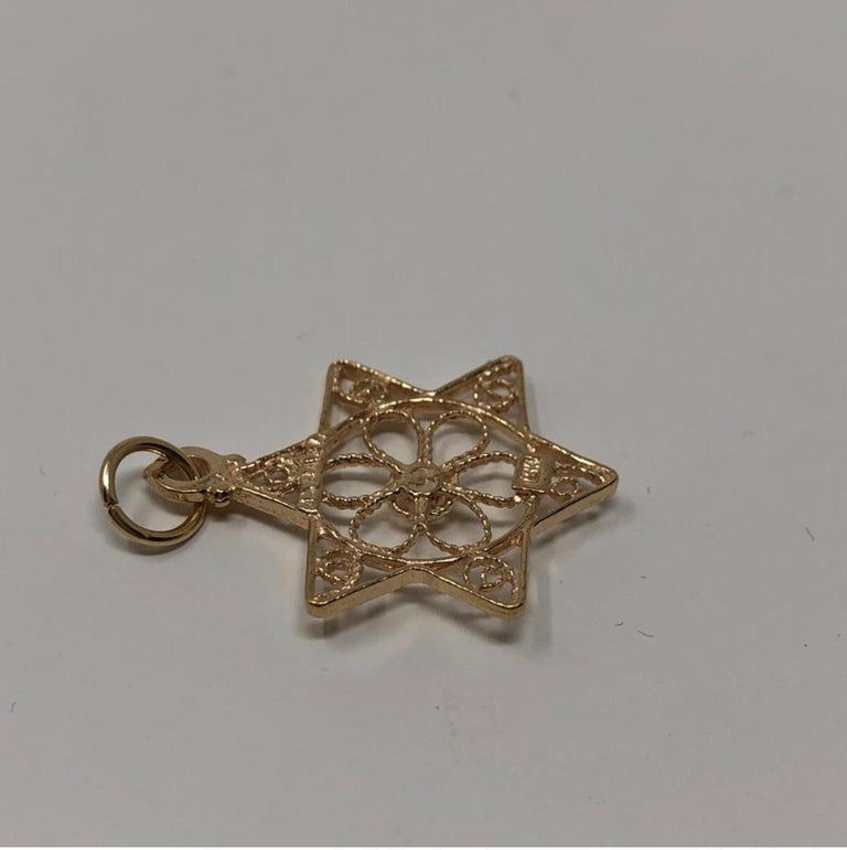 Star of David 18 Karat Gold Filigree Feminine Jewish Star of David ...