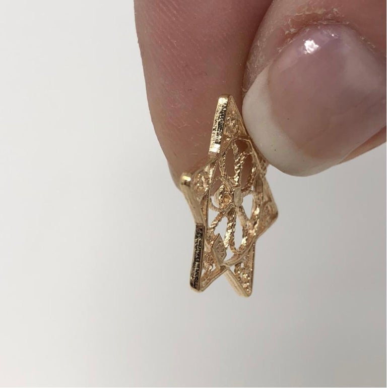 Star of David 18 Karat Gold Filigree Feminine Jewish Star of David ...