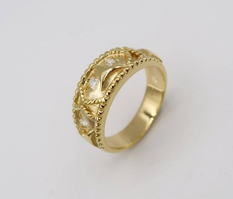 Star Perforated Diamond Multitextured Milgrain Detail 18K Yellow Gold ...