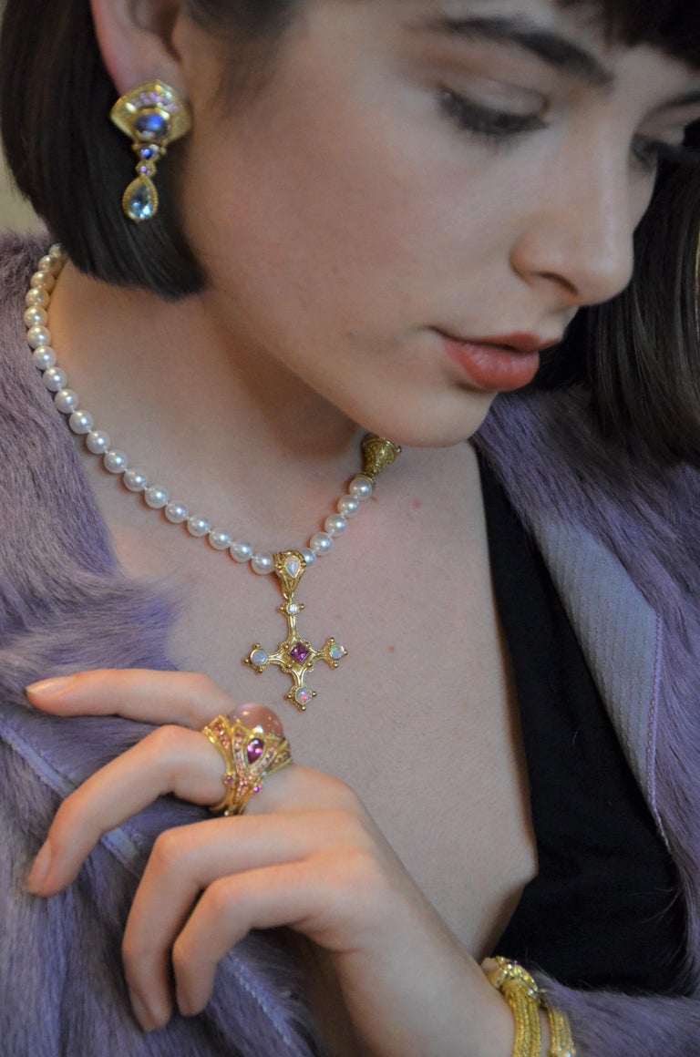 Kent Raible Star Rose Quartz, Spinel and Sapphire 18 Karat Gold ...