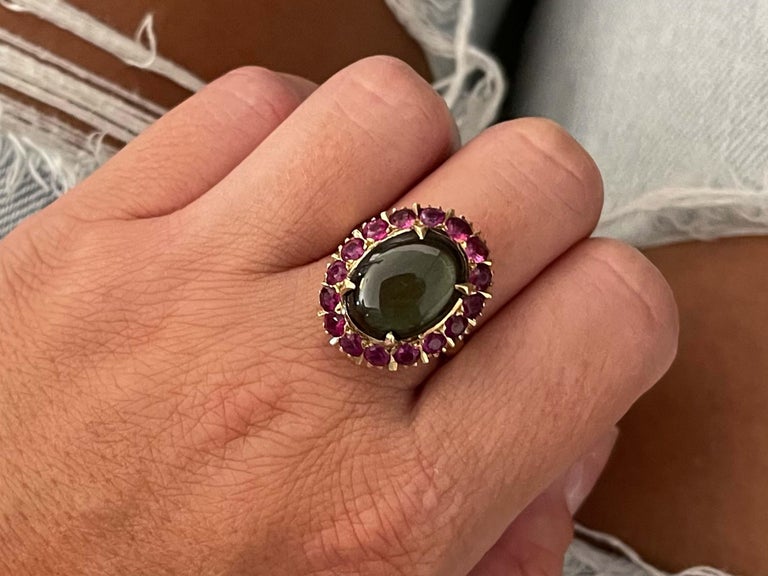 Star Sapphire Ruby Halo Ring in 18k Yellow Gold For Sale at 1stDibs