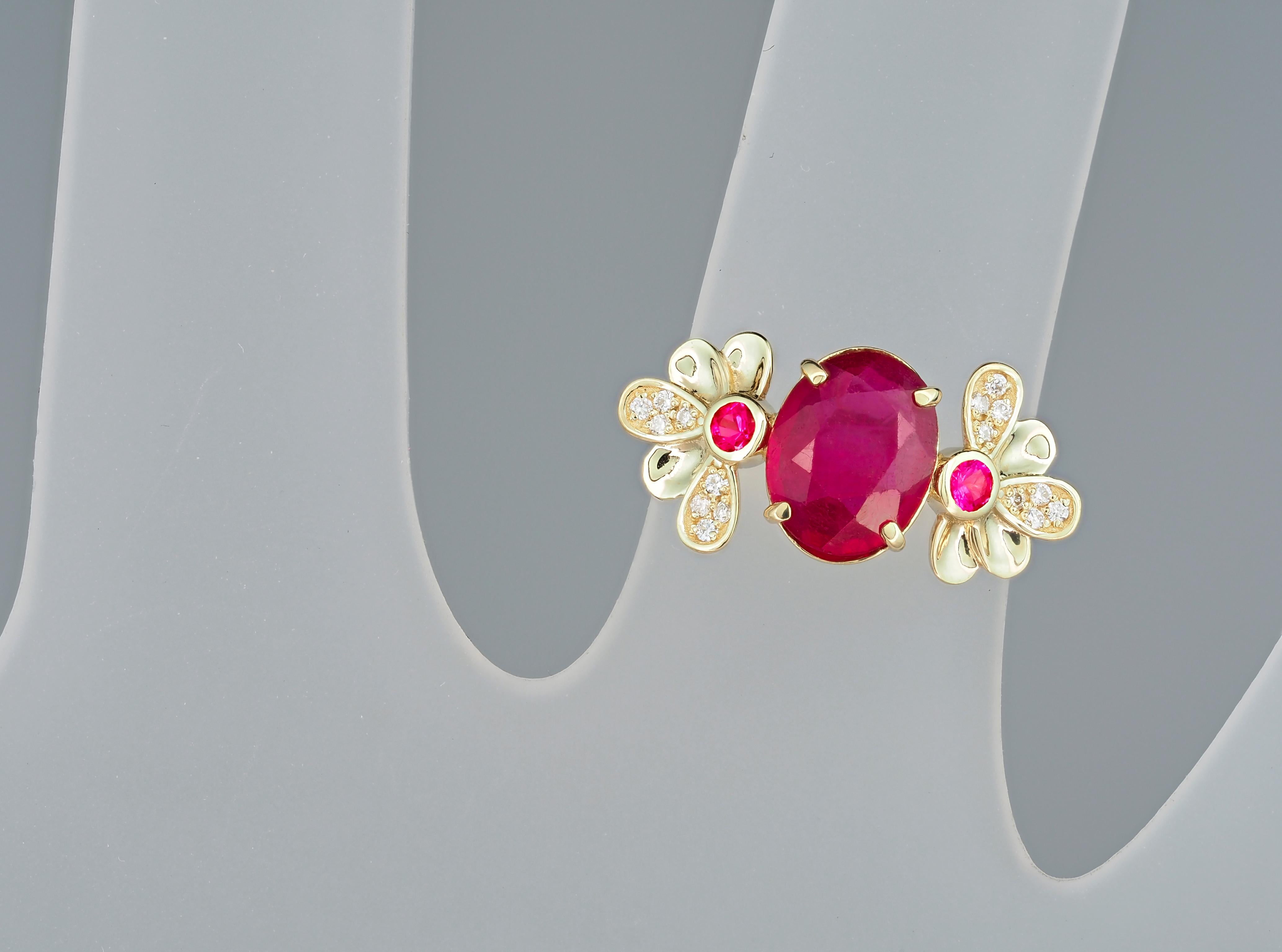 Statement ruby ring. For Sale at 1stDibs