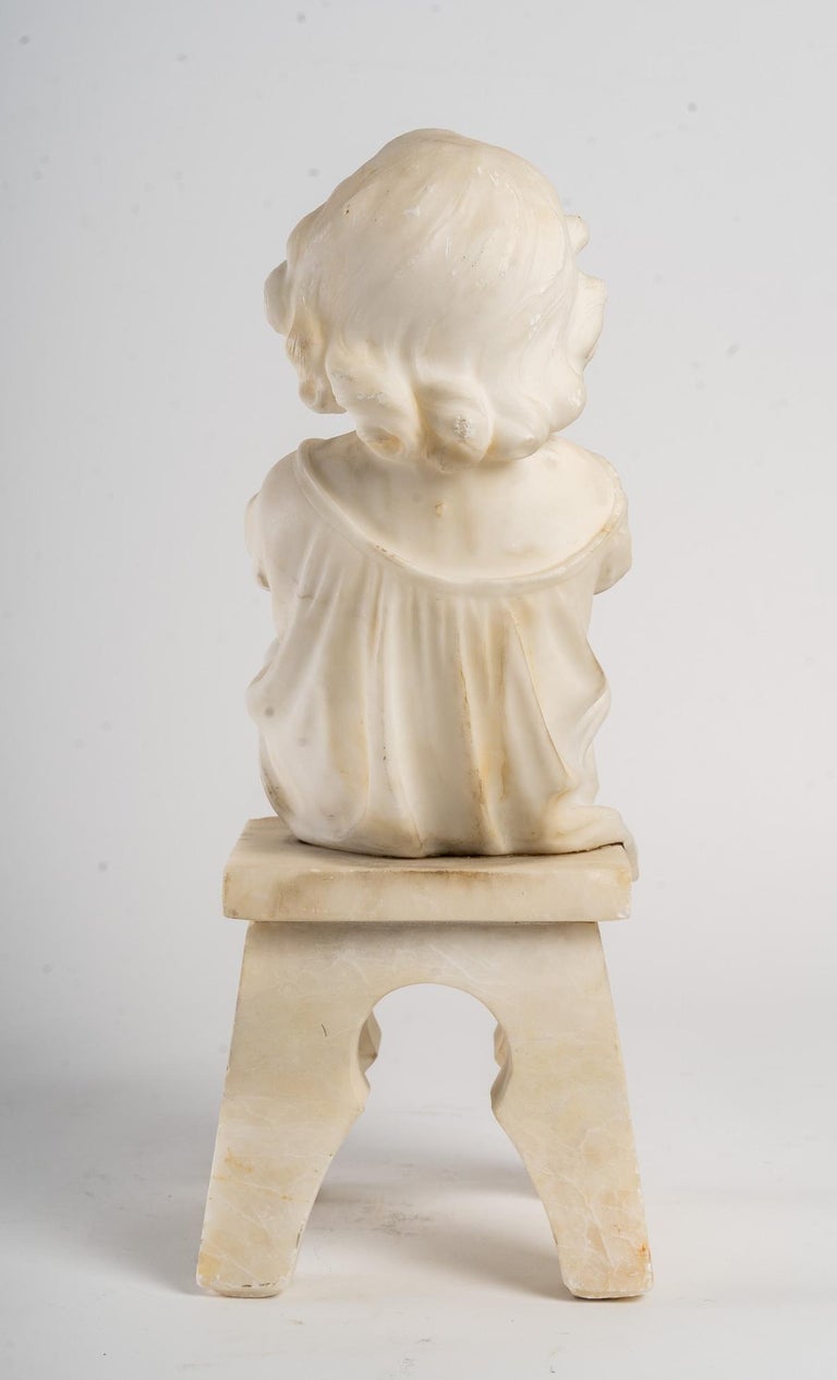 Statue in Alabaster Representing a Little Girl For Sale at 1stDibs