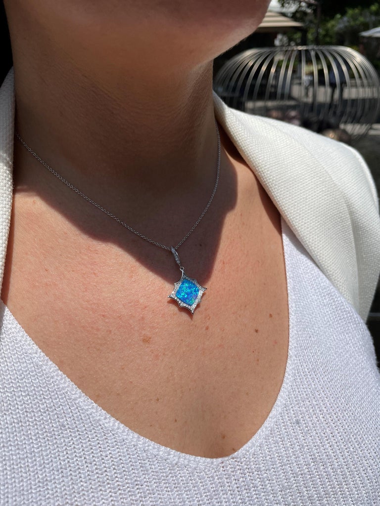 Stephen Webster Blue Crystal Haze Necklace For Sale at 1stDibs