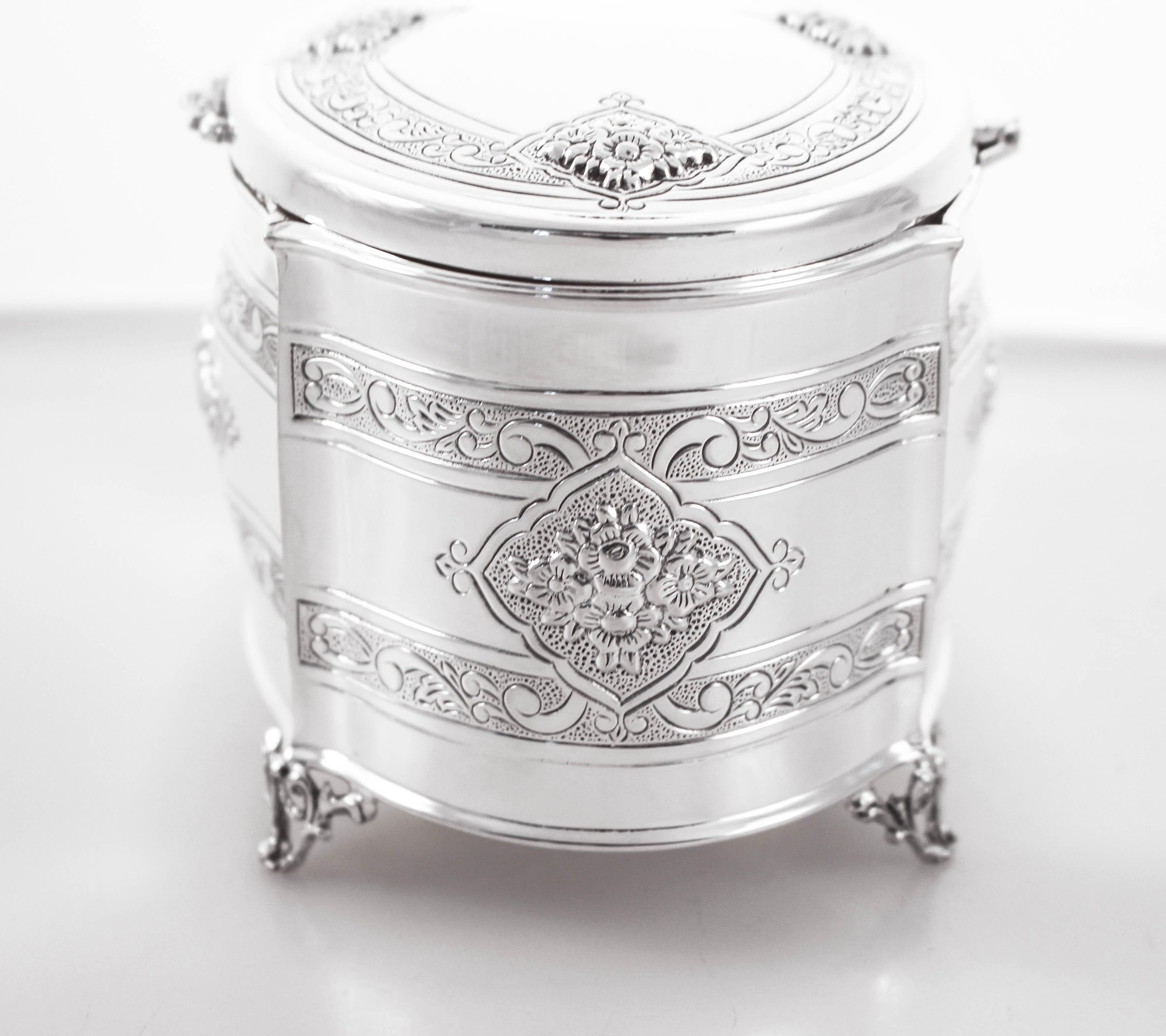 Sterling Etrog Box For Sale at 1stDibs