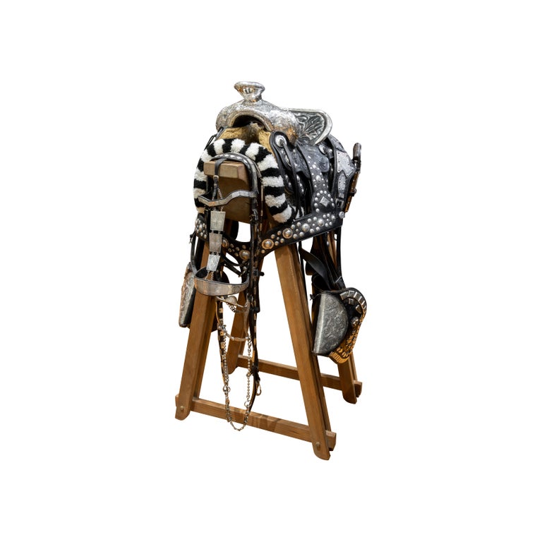 Sterling on Black Parade Saddle For Sale at 1stDibs
