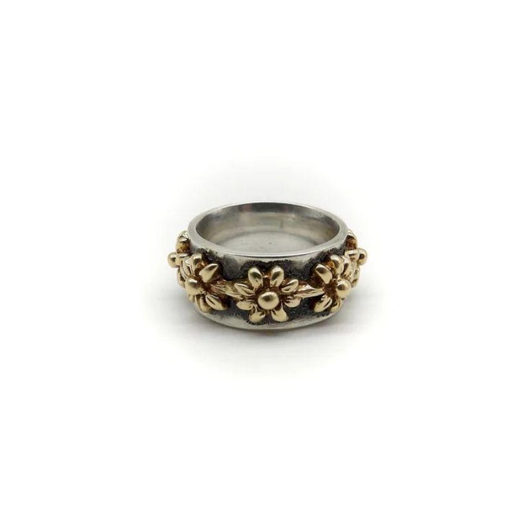 Sterling Silver and 14K Wide Band Daisy Chain Ring For Sale at 1stDibs