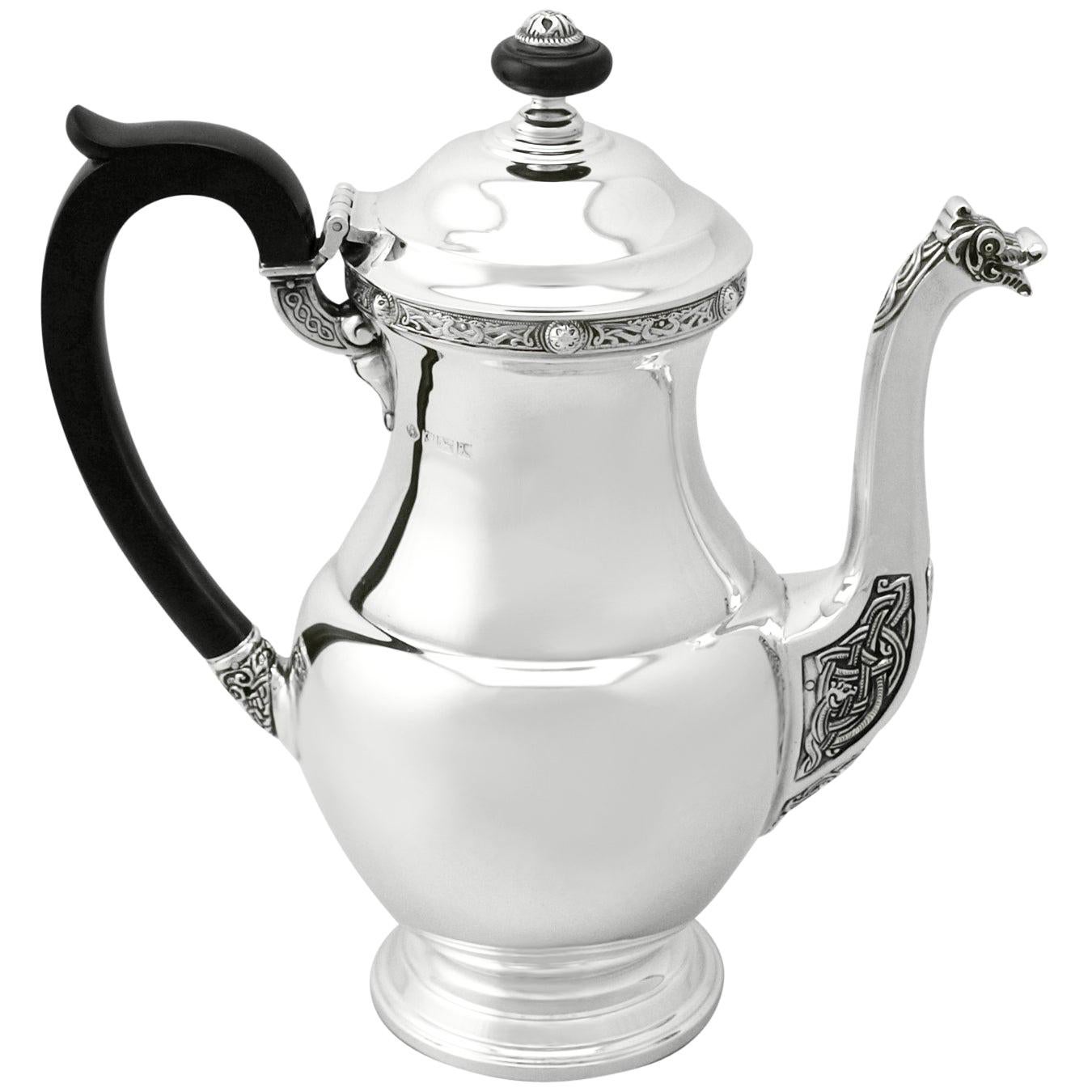 Meissen, Red Dragon, Coffee Pot at 1stDibs