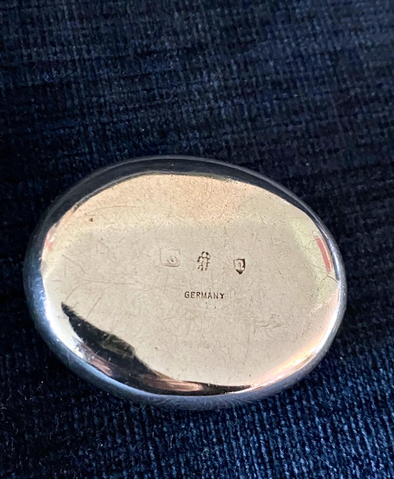 Sterling Silver Continental Pill or Patch Box For Sale at 1stDibs