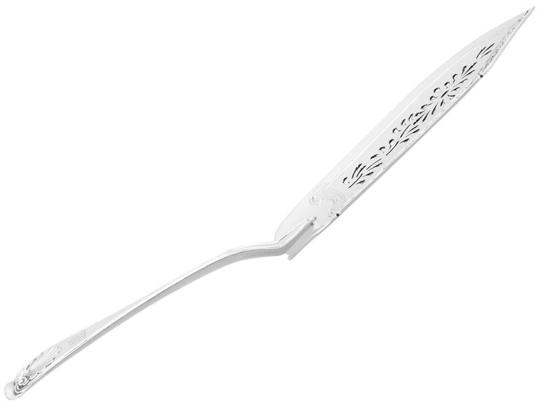 Sterling Silver Old English Thread and Shell Fish Slice / Server by ...