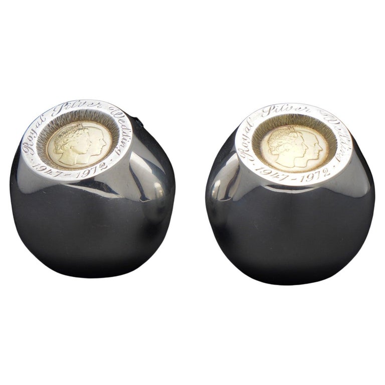 Sterling Silver Pair of Heavy Paper Weights by Stuart Devlin For Sale ...