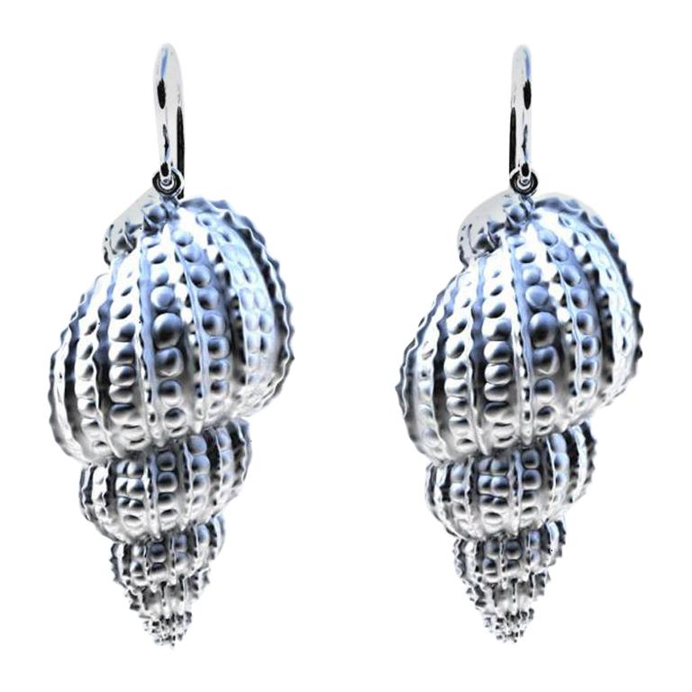 Sterling Silver Bulbous Shell Earrings For Sale at 1stDibs