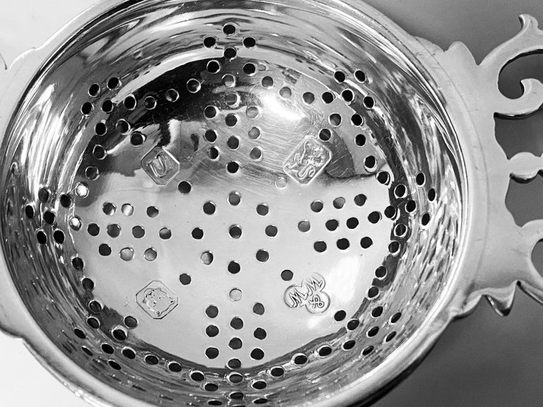 Sterling Silver Tea Strainer with Stand Wakely and Wheeler London For ...