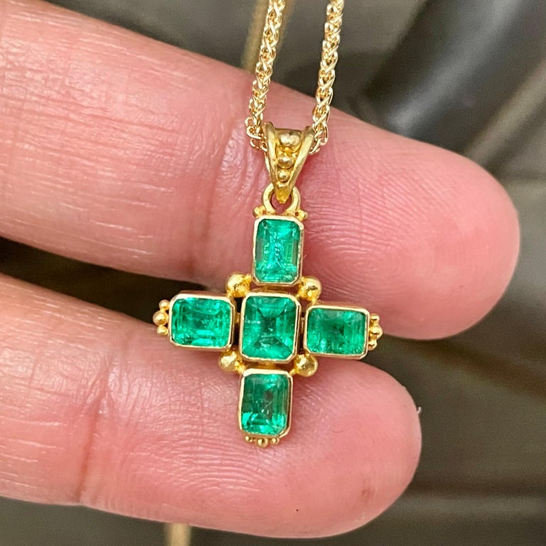 Steven Battelle 1.3 Carats Columbian Emeralds 18K Gold Cross Pendant at ...