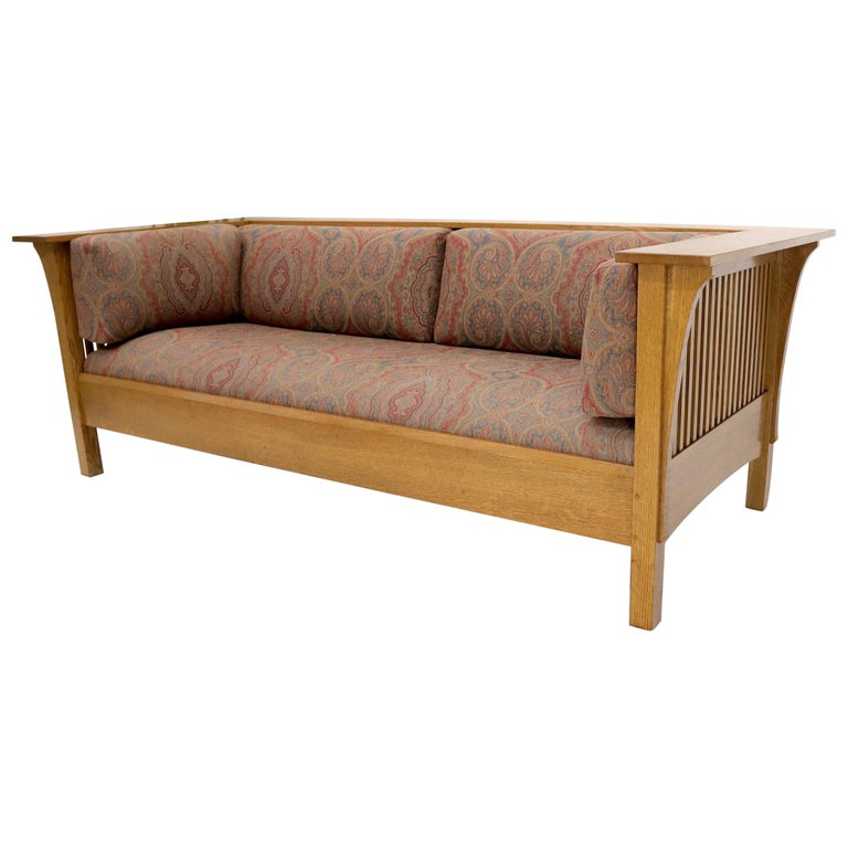 Stickley Arts and Crafts Mission Oak Sofa at 1stDibs | stickley daybed
