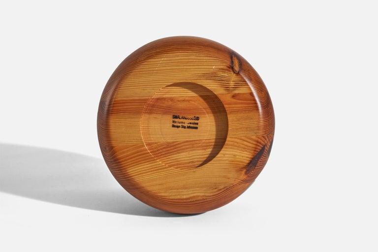 Stig Johnsson, Bowl, Solid Pine, Smålandsslöjd, Värnamo, Sweden, 1970s ...