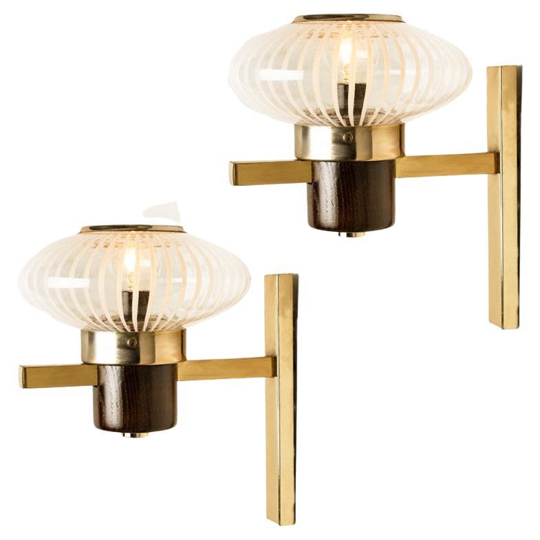 Stilnovo Wall Lights Wood Striped Glass Brass, 1960 For Sale at 1stDibs