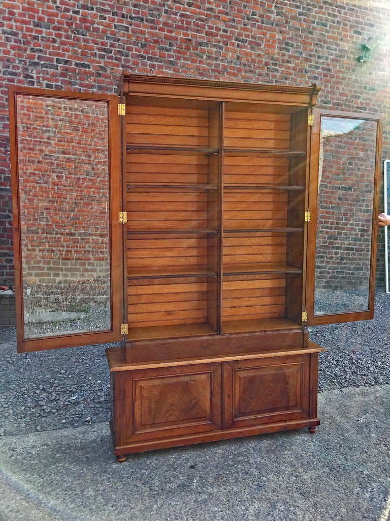 Storage Unit or Library in American Walnut, circa 1900 For Sale at 1stDibs
